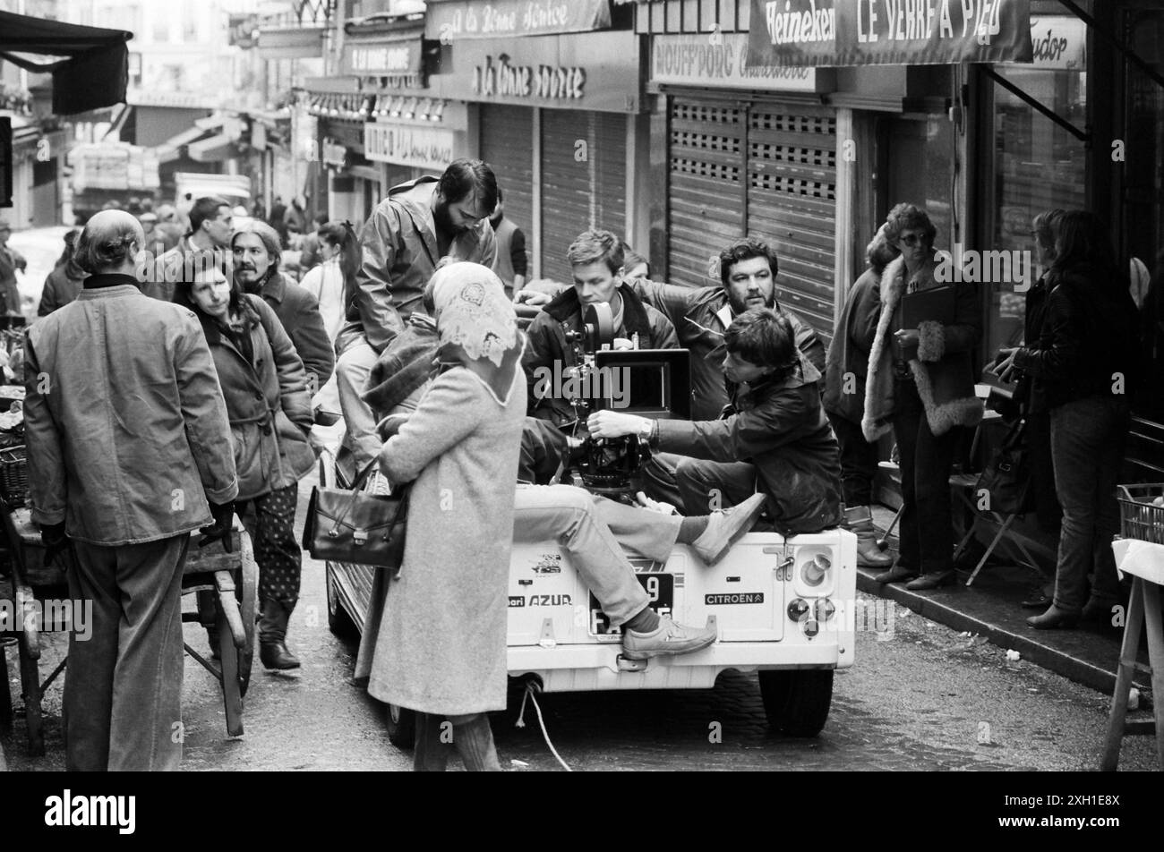 Film shooting crew hi-res stock photography and images - Alamy