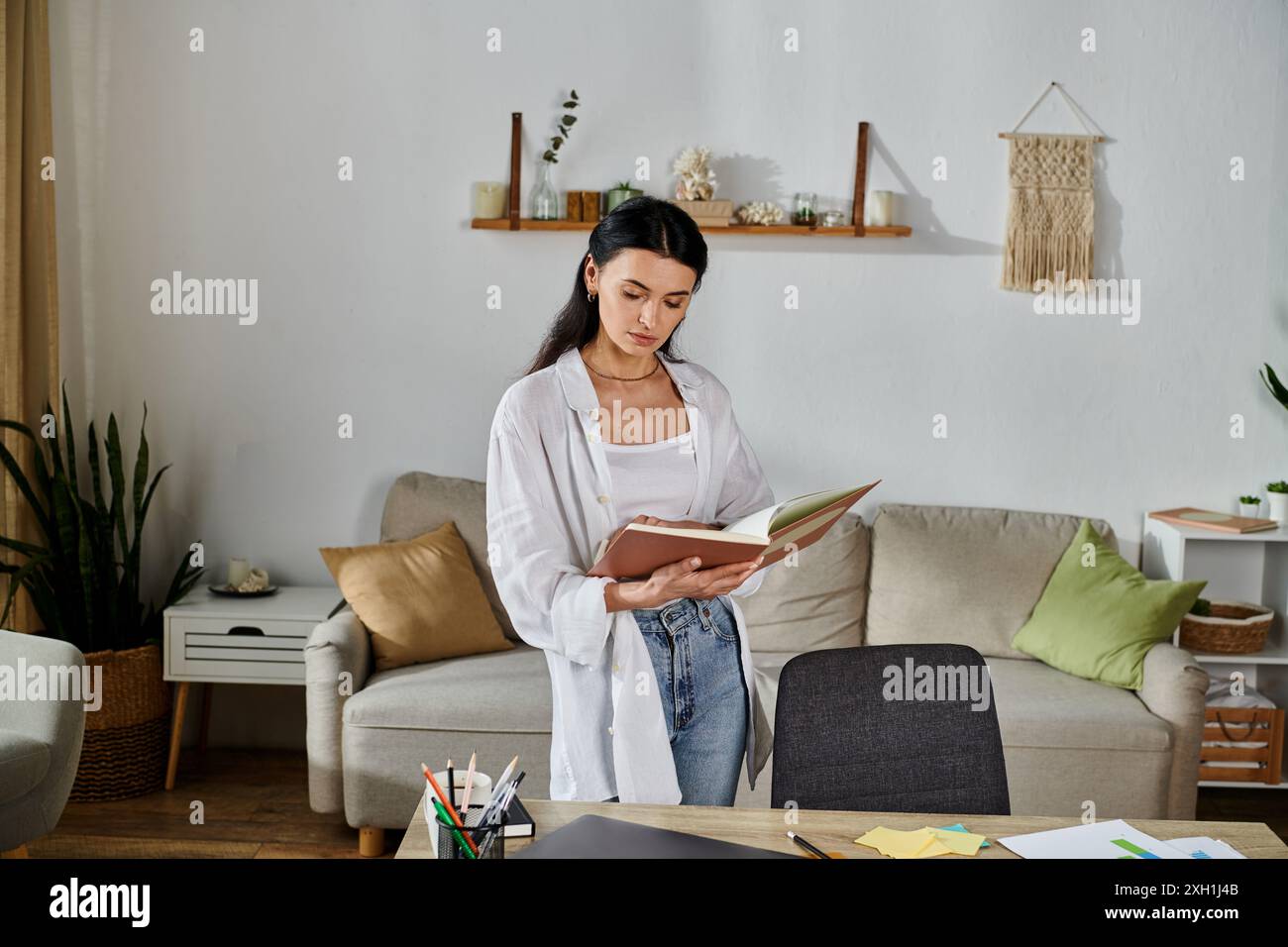 Absorbed in book hi-res stock photography and images - Alamy