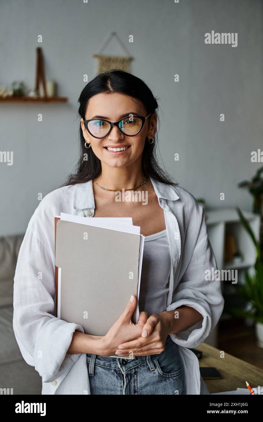 Work paperwork remote education hi-res stock photography and images - Alamy