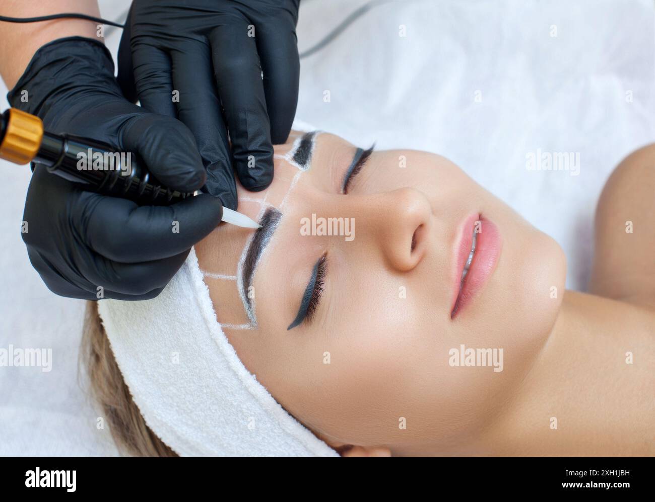 Permanent makeup tattooing eyebrows hi-res stock photography and images ...