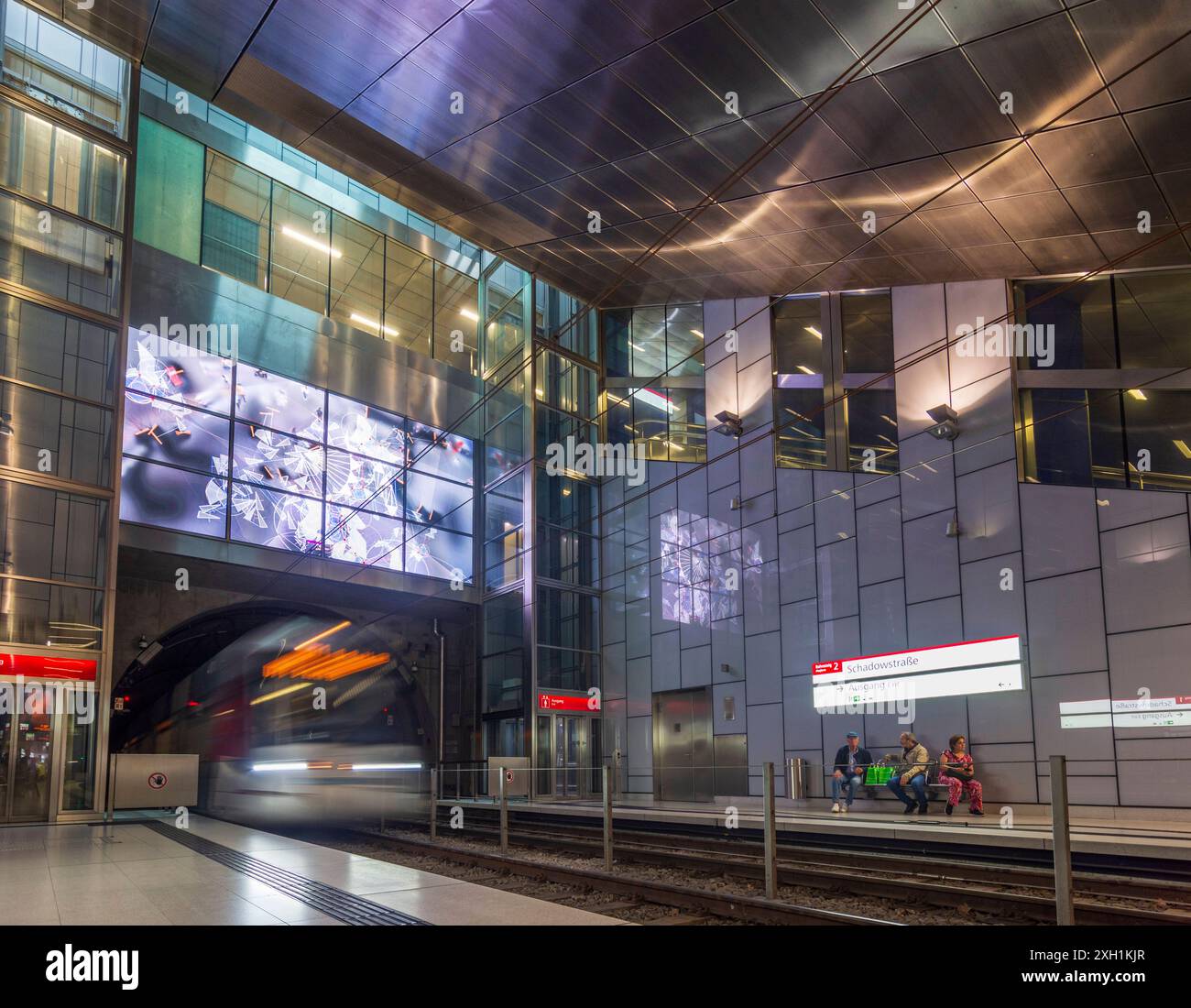 subway station Schadowstraße of light rail Wehrhahn line official name ...