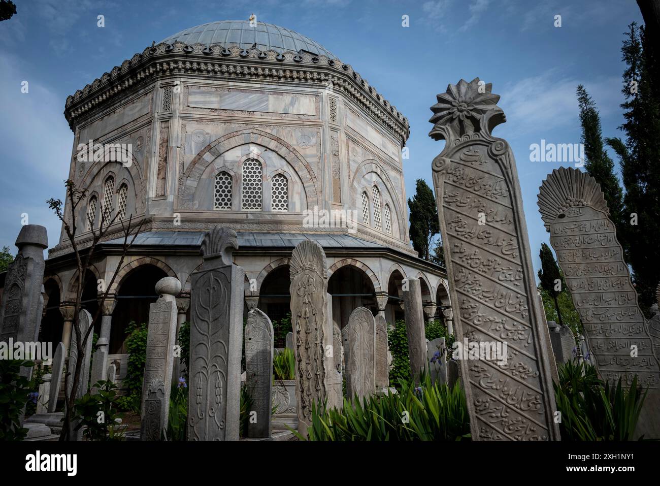 Enclosed graveyard and mausoleum or tomb of Sultan Suleyman the ...