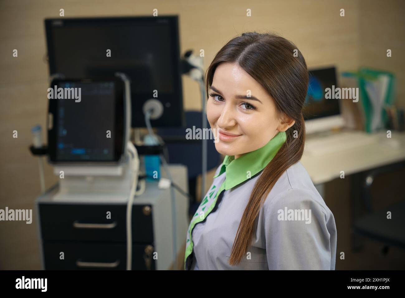 Ultrasonographer hi-res stock photography and images - Alamy