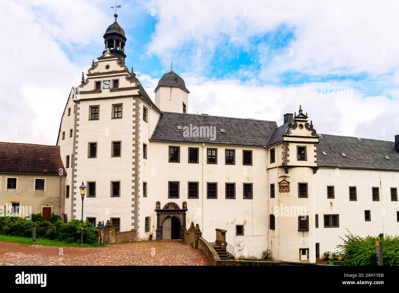 Lauenstein castle hi-res stock photography and images - Alamy