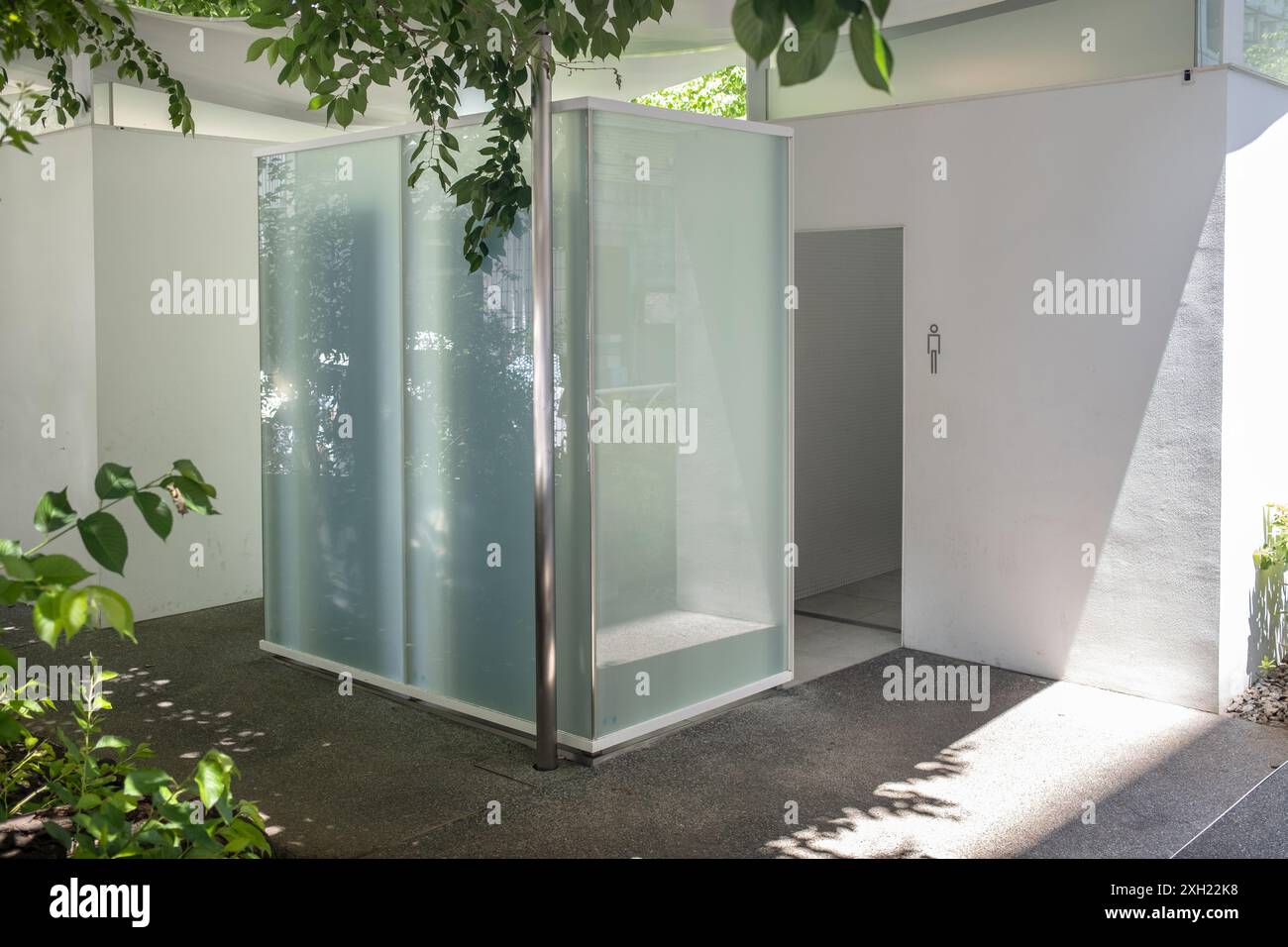 Public Toilet WC by Fumihiko Maki Tokyo Japan - Part of the Tokyo ...