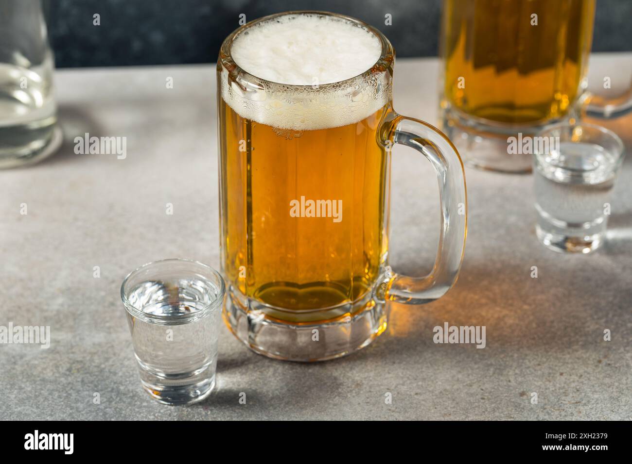 Boozy Russian Yorsh Boilermaker with Beer and Vodka Stock Photo - Alamy