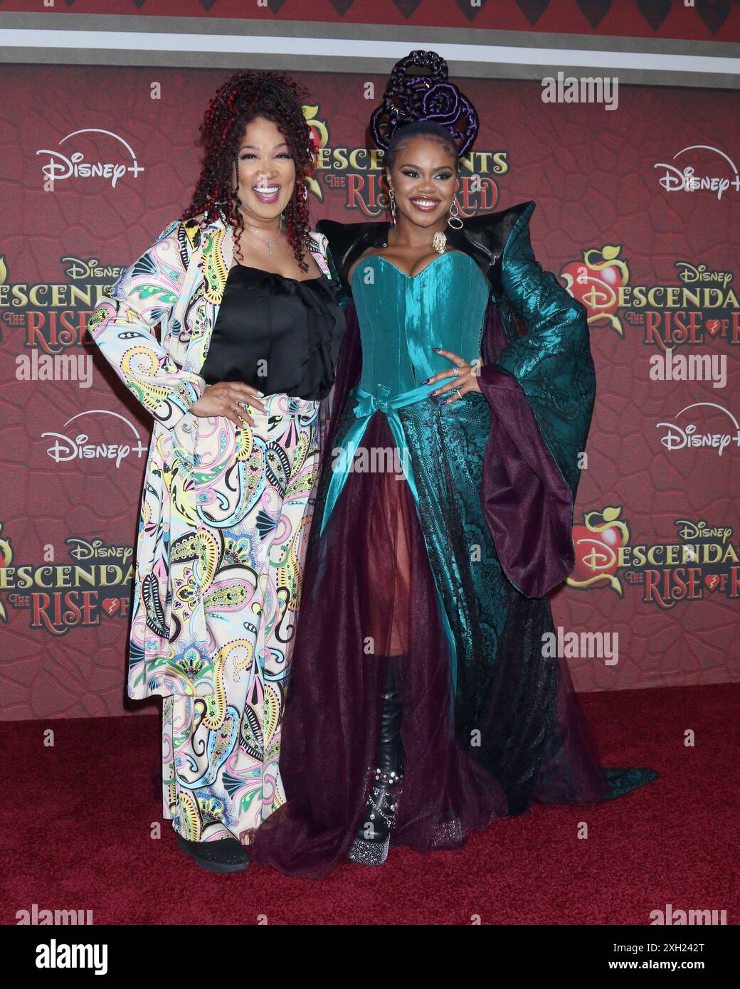 Kym Whitley, Dara Renee at arrivals for DESCENDANTS: THE RISE OF RED ...