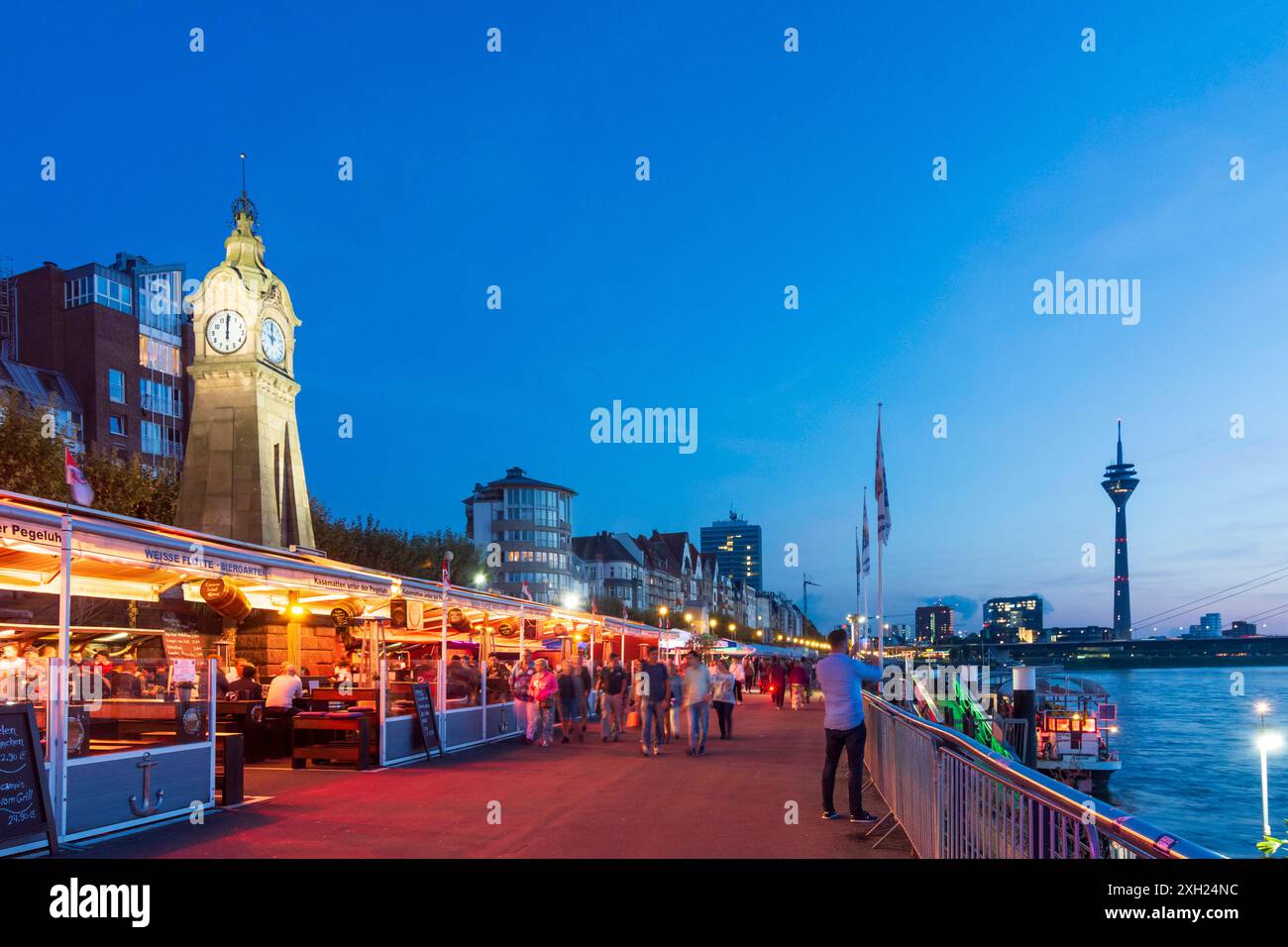 Alter Pegelturm Old gauge tower with standard clock on the Rhine ...