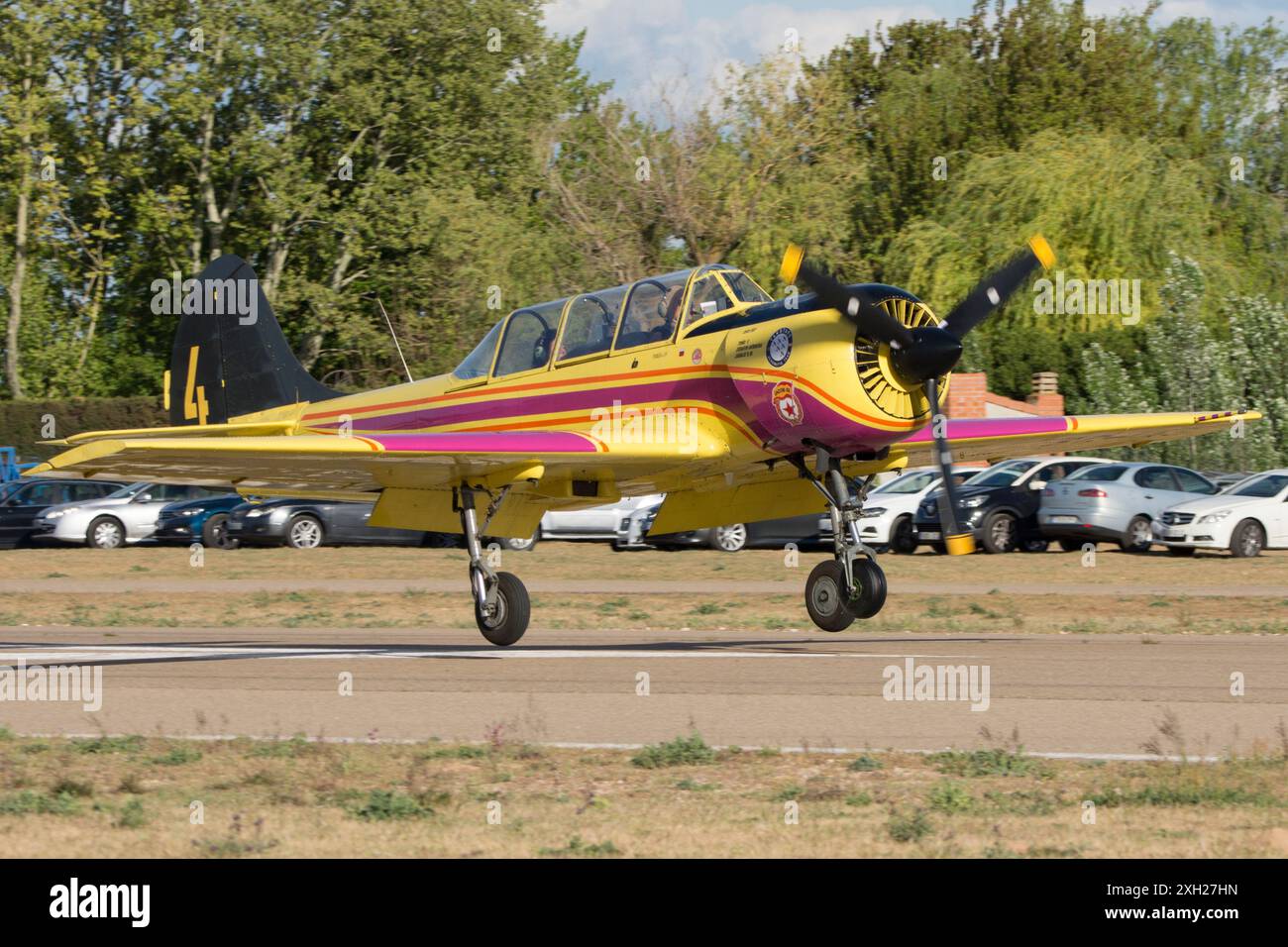 Yak-52 aerobatic flight plane Stock Photo - Alamy