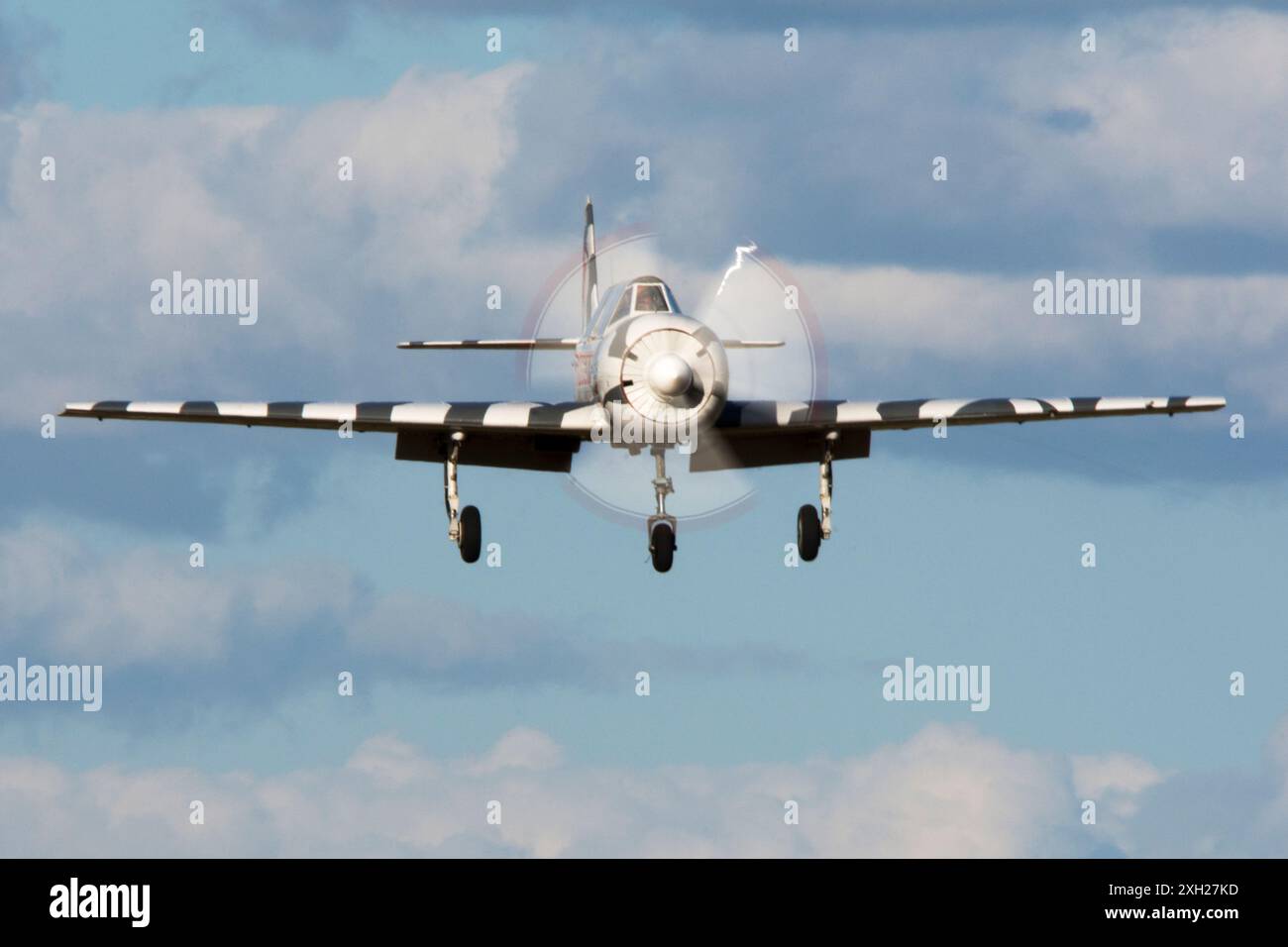 Yak aviones hi-res stock photography and images - Alamy