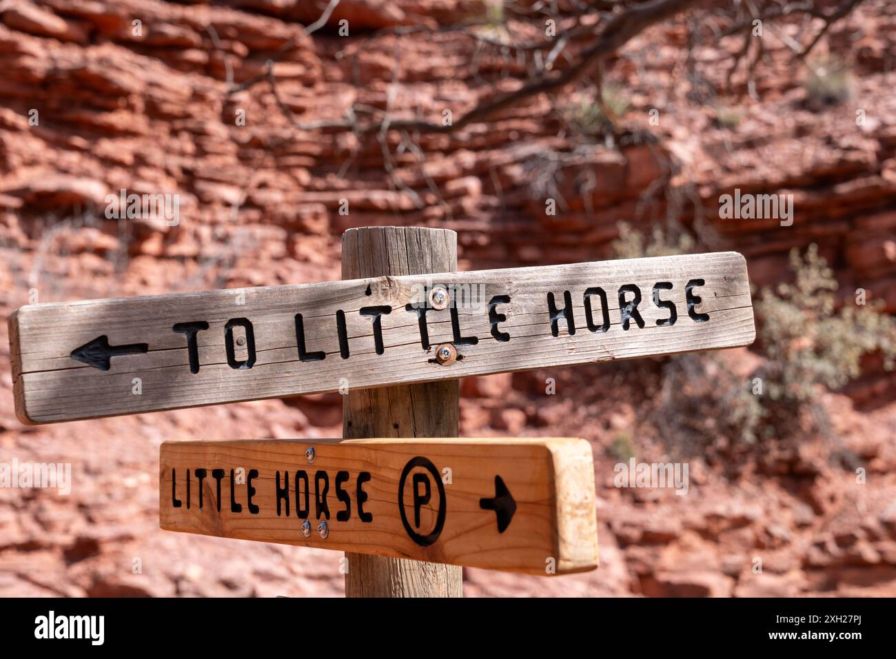 Little Horse to Chicken Point trail in Sedona Arizona - sign directs ...