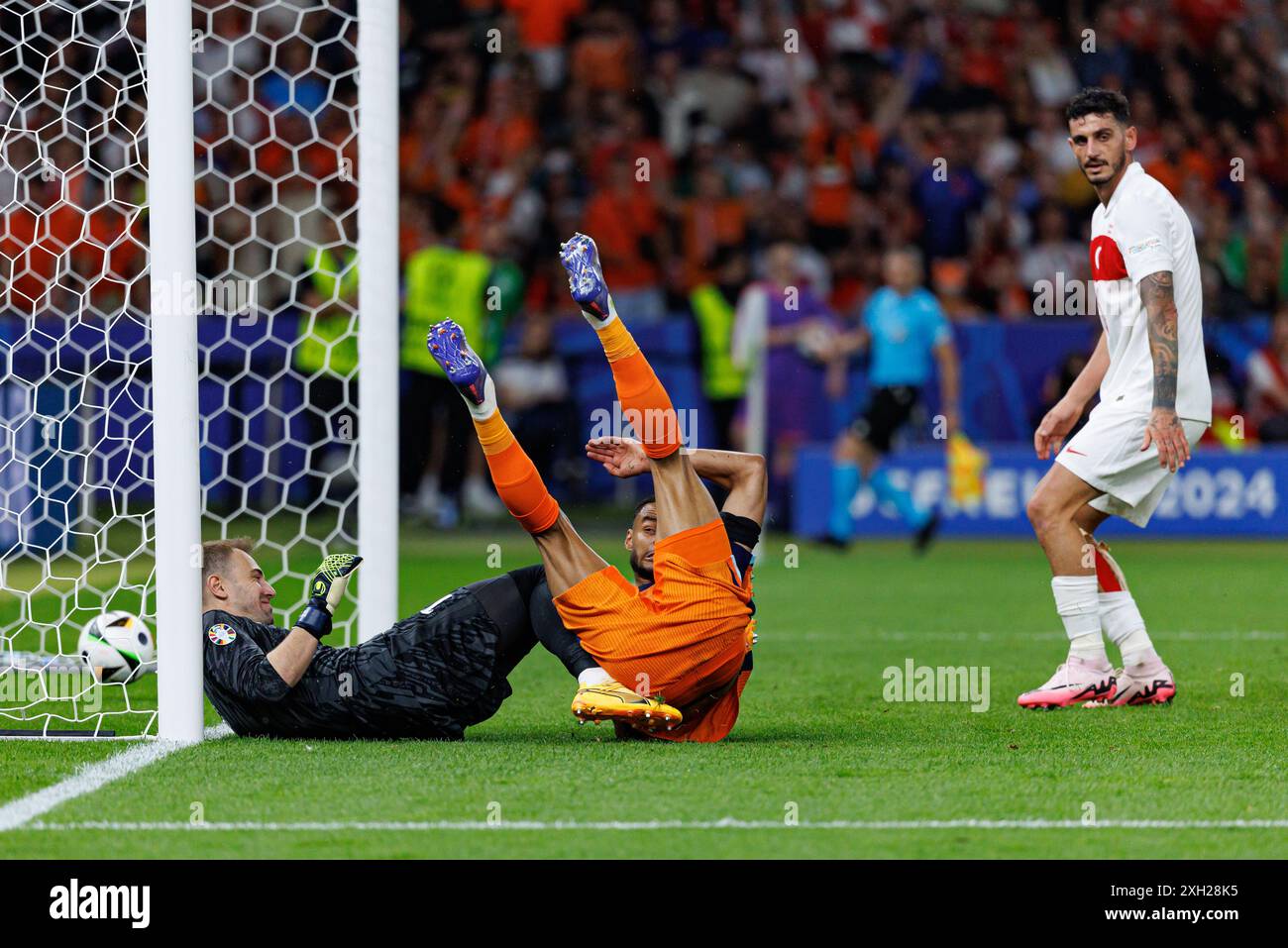 Cody Gakpo seen scoring winning goal during UEFA Euro 2024 quarterfinal ...