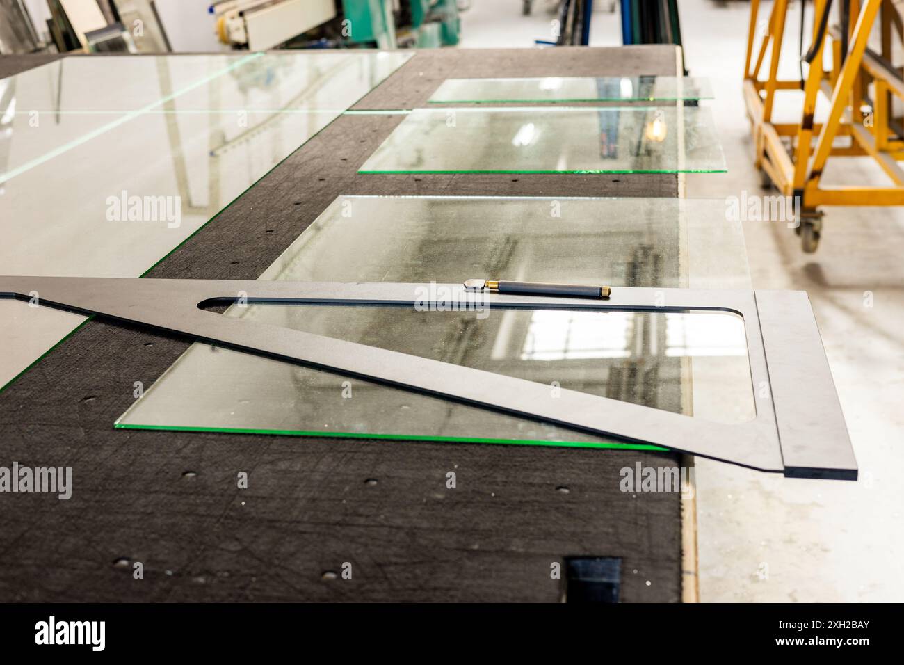Sheet glass production line hi-res stock photography and images - Alamy
