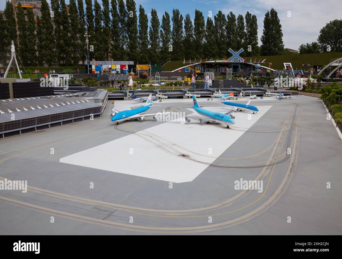 miniature park madurodam in the netherlands with schiphol airport ...