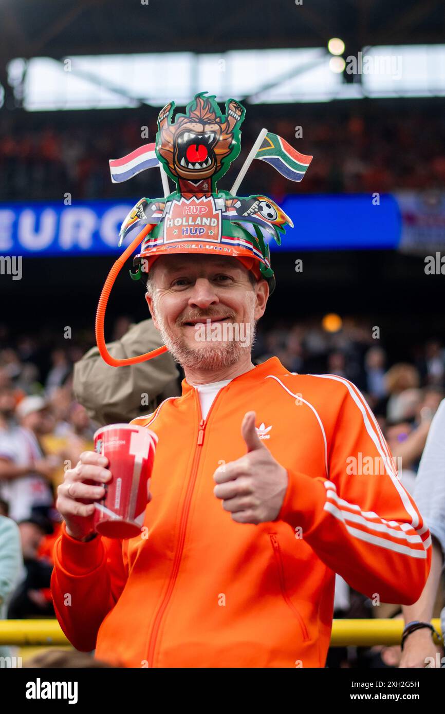 Fan der Niederlande mit Hup Holland Hup - Hut, GER, Netherlands (NED ...