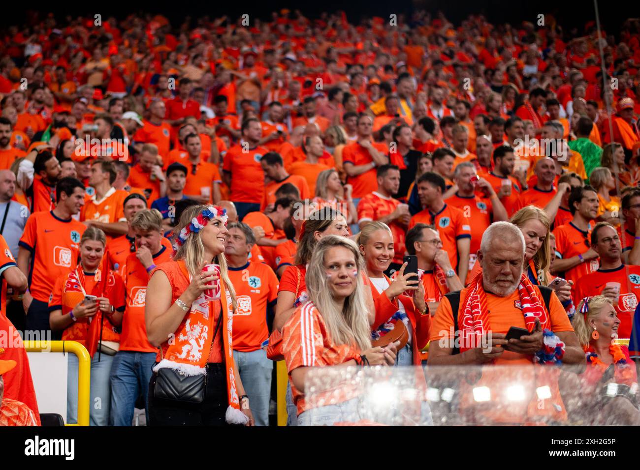 Fans der Niederlande, GER, Netherlands (NED) vs England (ENG), Fussball ...