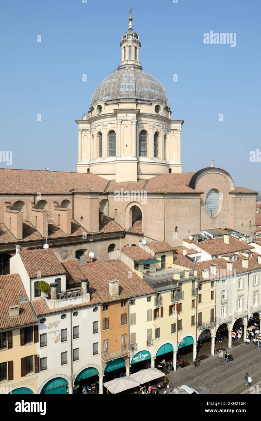Viaggialternativi hi-res stock photography and images - Alamy
