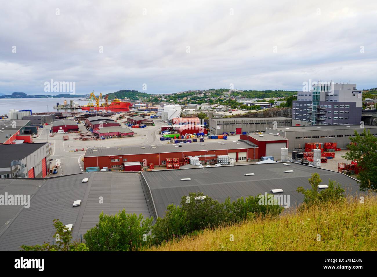 Vestbase hi-res stock photography and images - Alamy