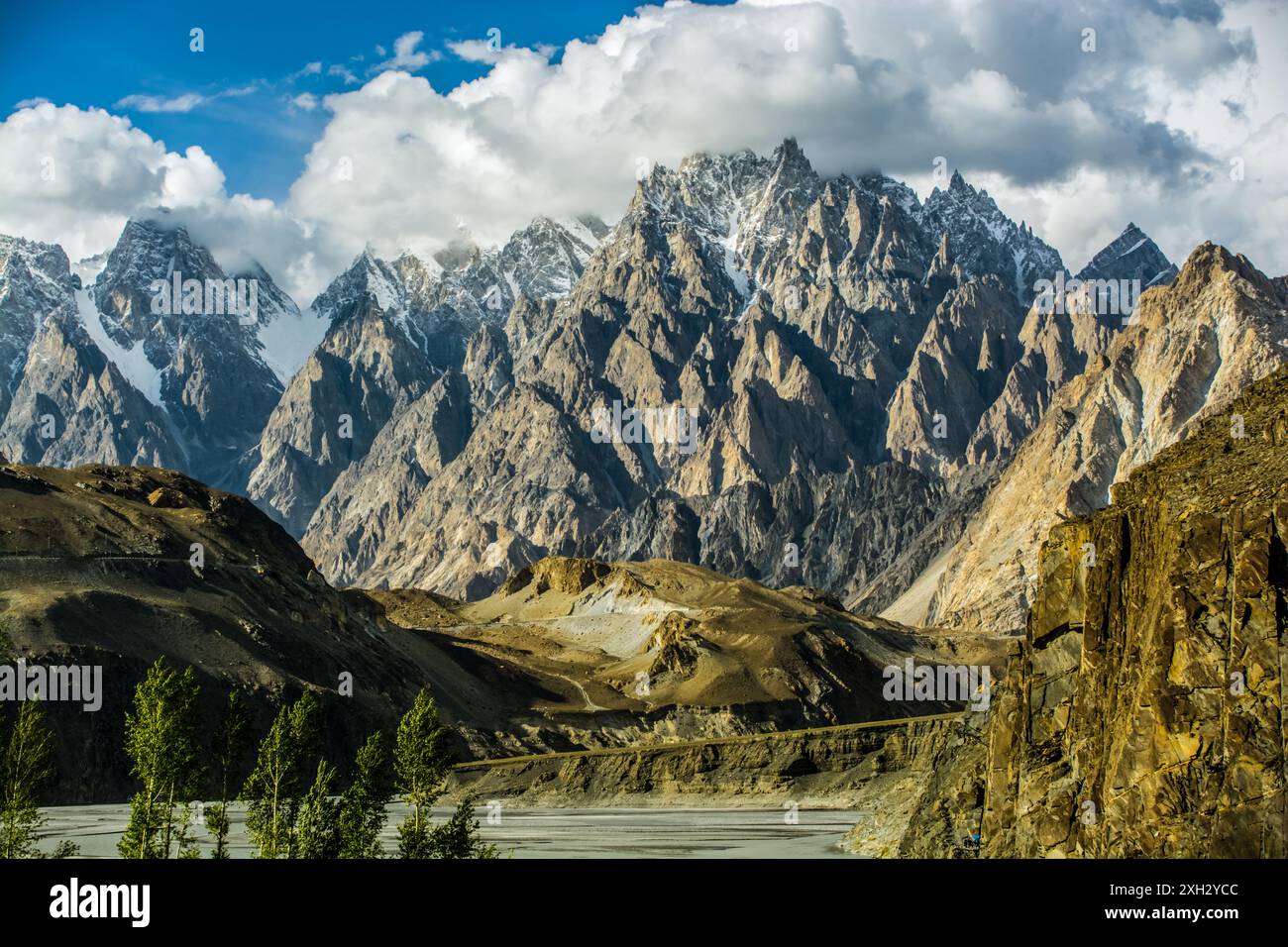 Majestic view of the Passu cones and Karakoram highway in the Gilgit ...
