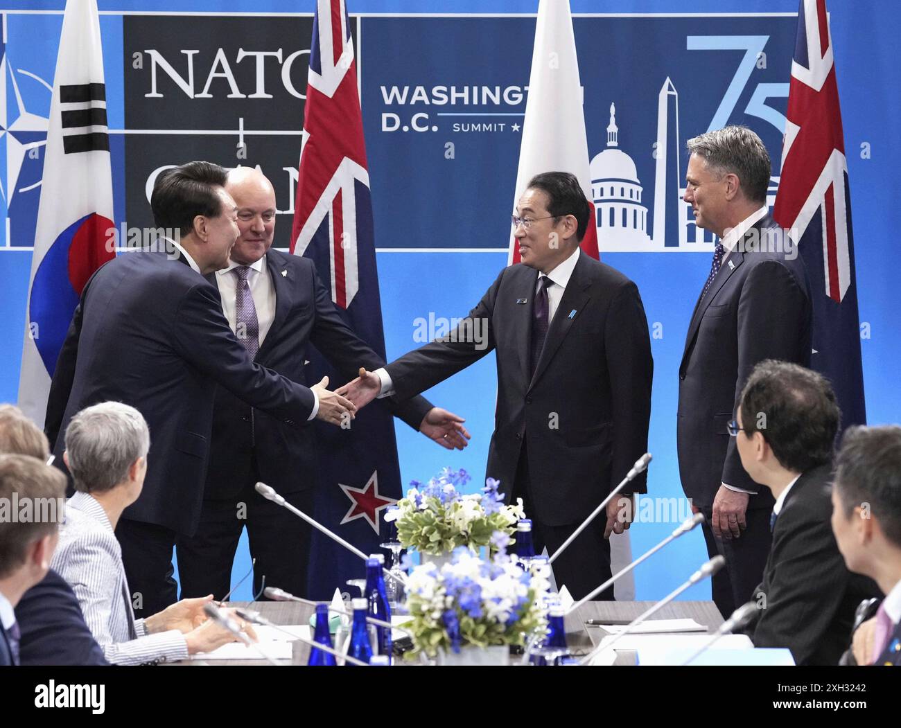 (R-L) Australian Deputy Prime Minister and Defense Minister Richard ...