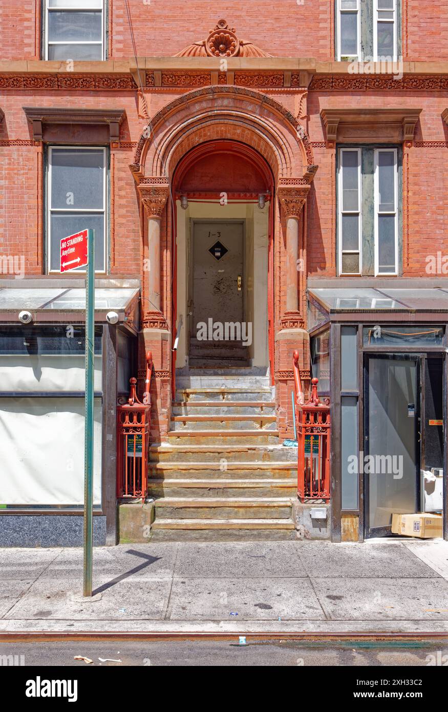 NYC Chinatown: The elaborate terra cotta and columns say welcome to 1 ...