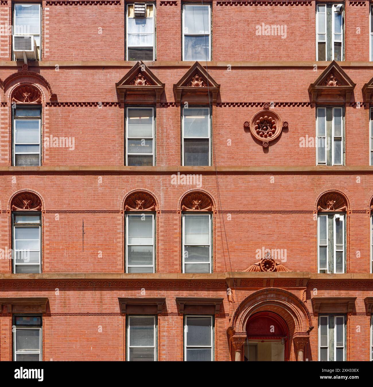 NYC Chinatown: Finely detailed terra cotta enlivens the façade of 1 ...
