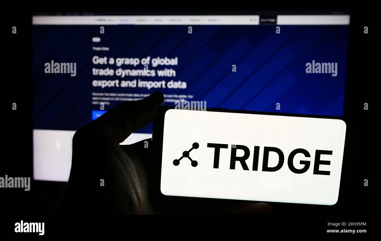 Tridge logo hi-res stock photography and images - Alamy