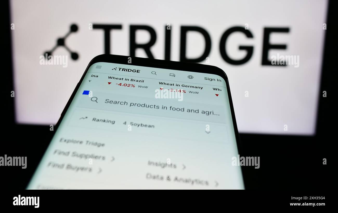 Tridge logo hi-res stock photography and images - Alamy