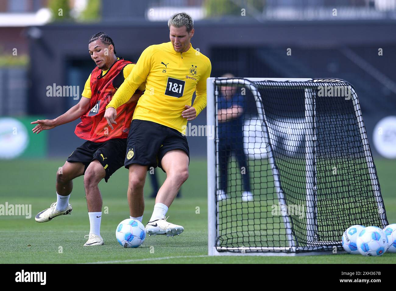 Paris brunner dortmund hi-res stock photography and images - Alamy