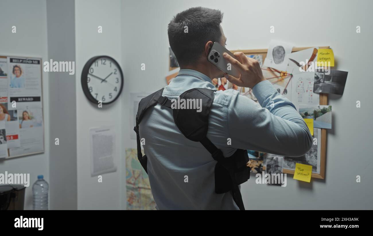 Handsonphone hi-res stock photography and images - Alamy