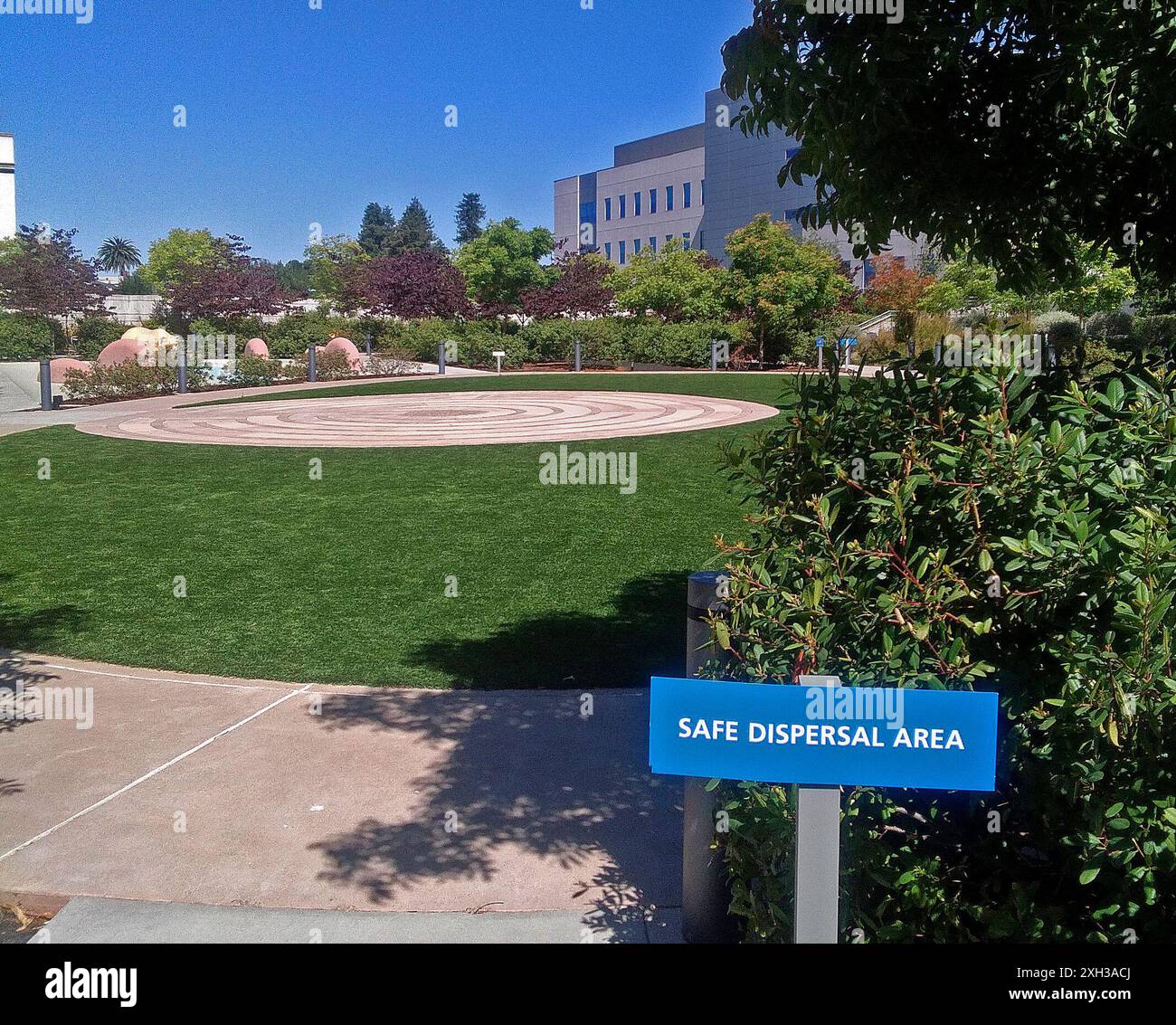 Safe Dispersal sign on courtyard of the Wilma Chan Highland Hospital ...