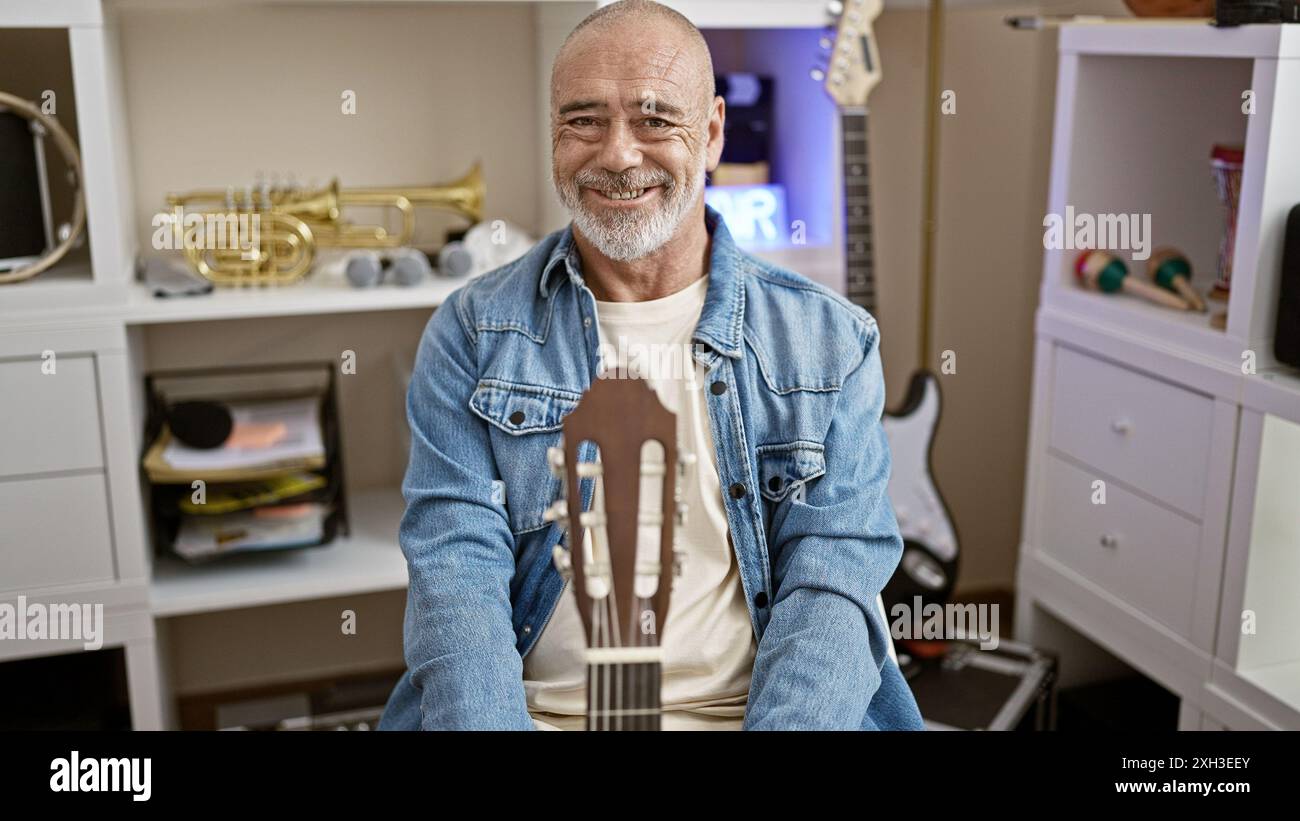 Man room musical instruments hi-res stock photography and images - Alamy
