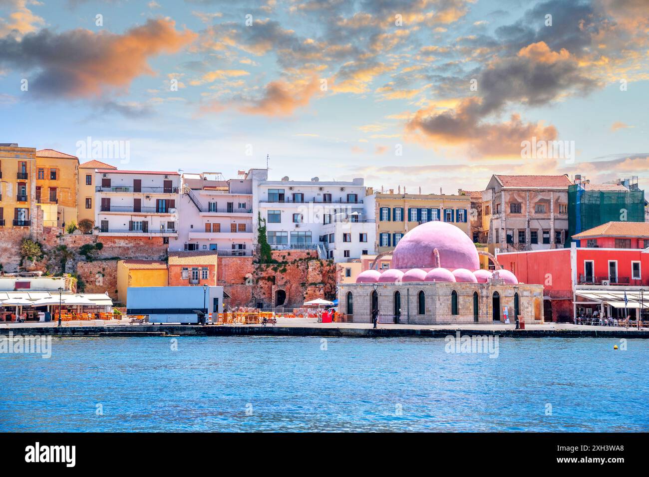 Chania port fisherman venetian hi-res stock photography and images - Alamy