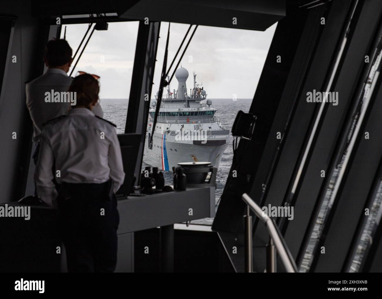 Iceland Coast Guard Vessel Thor conducts a towing exercise with French ...