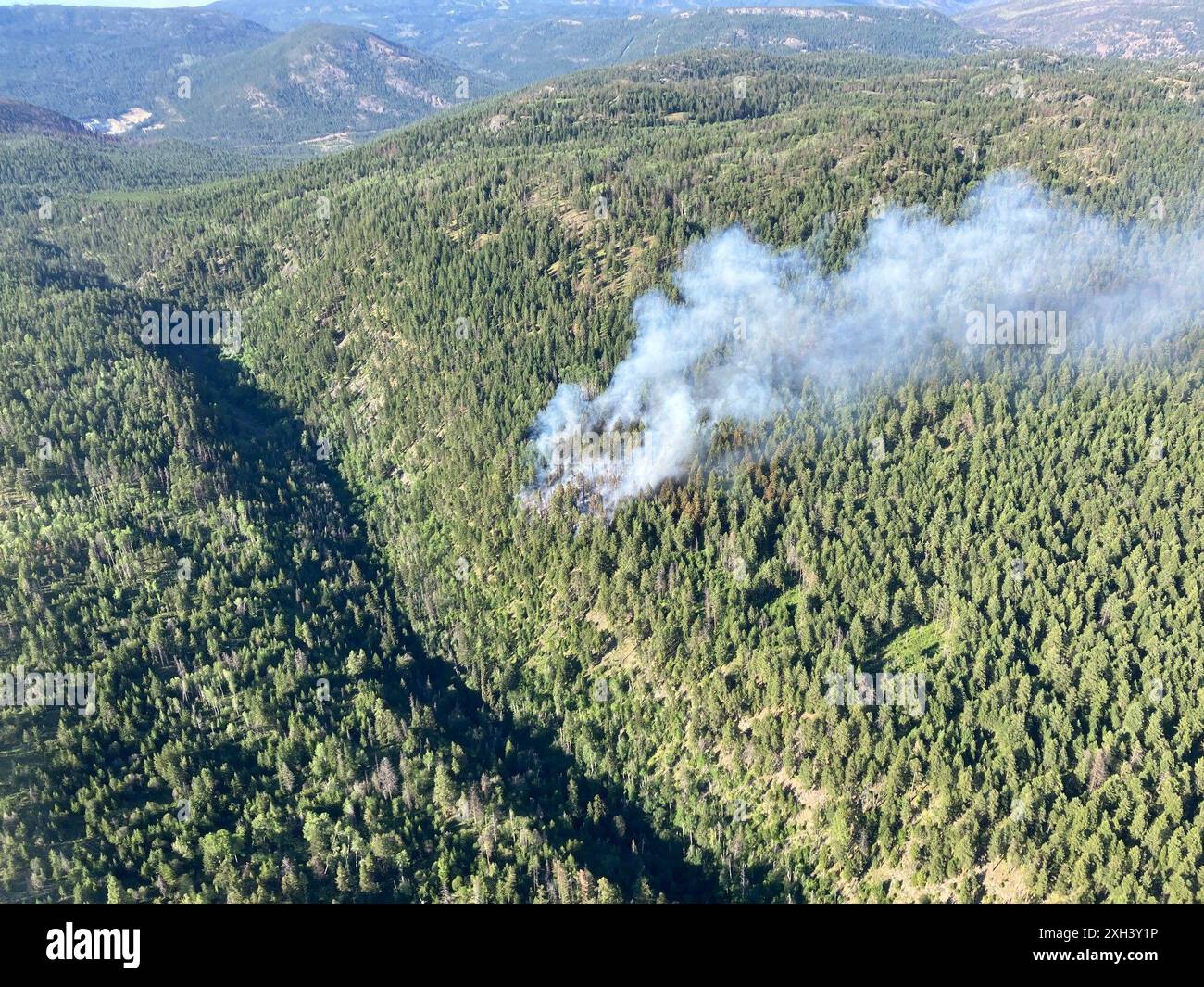 (240711) -- BRITISH COLUMBIA, July 11, 2024 (Xinhua) -- Aerial photo provided by BC Wildfire ...