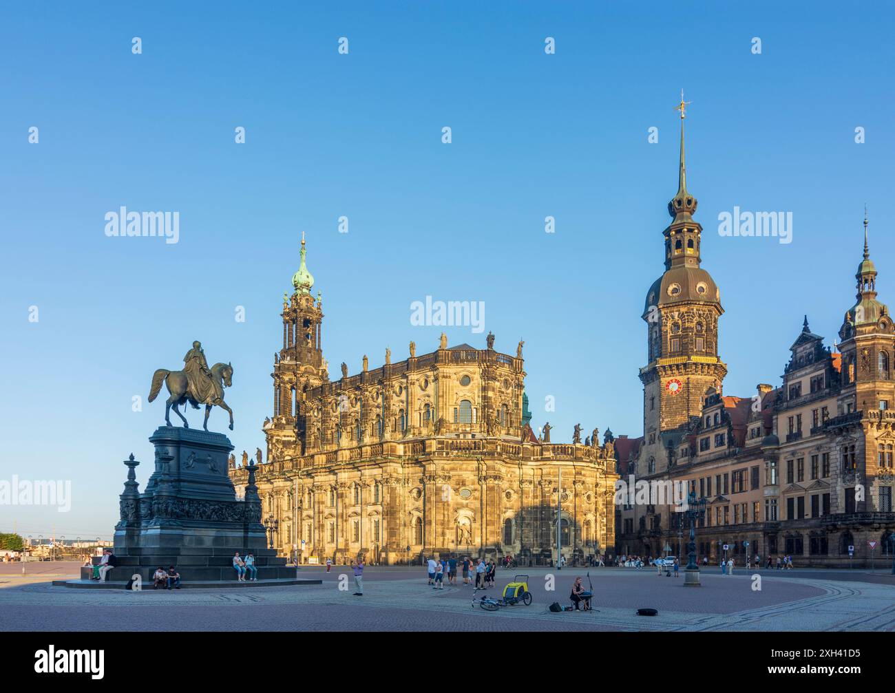 Dresden: square Theaterplatz, King John Monument, church Hofkirche ...