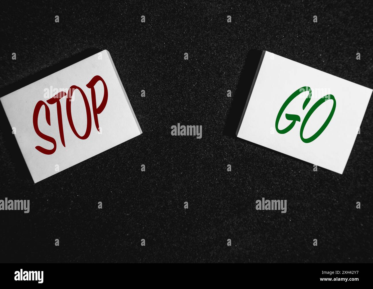 Stop go board hi-res stock photography and images - Alamy