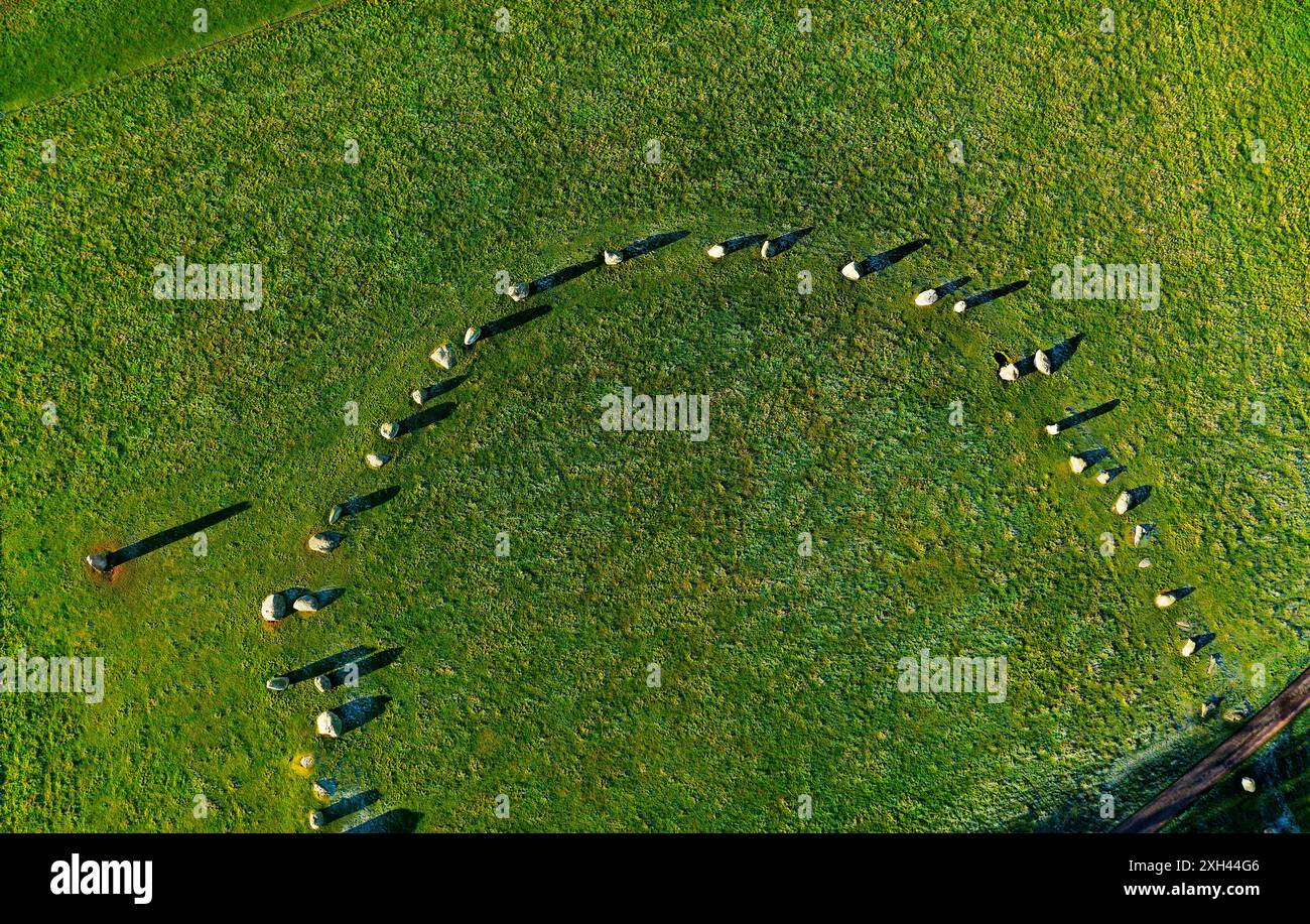 Long arc hi-res stock photography and images - Alamy