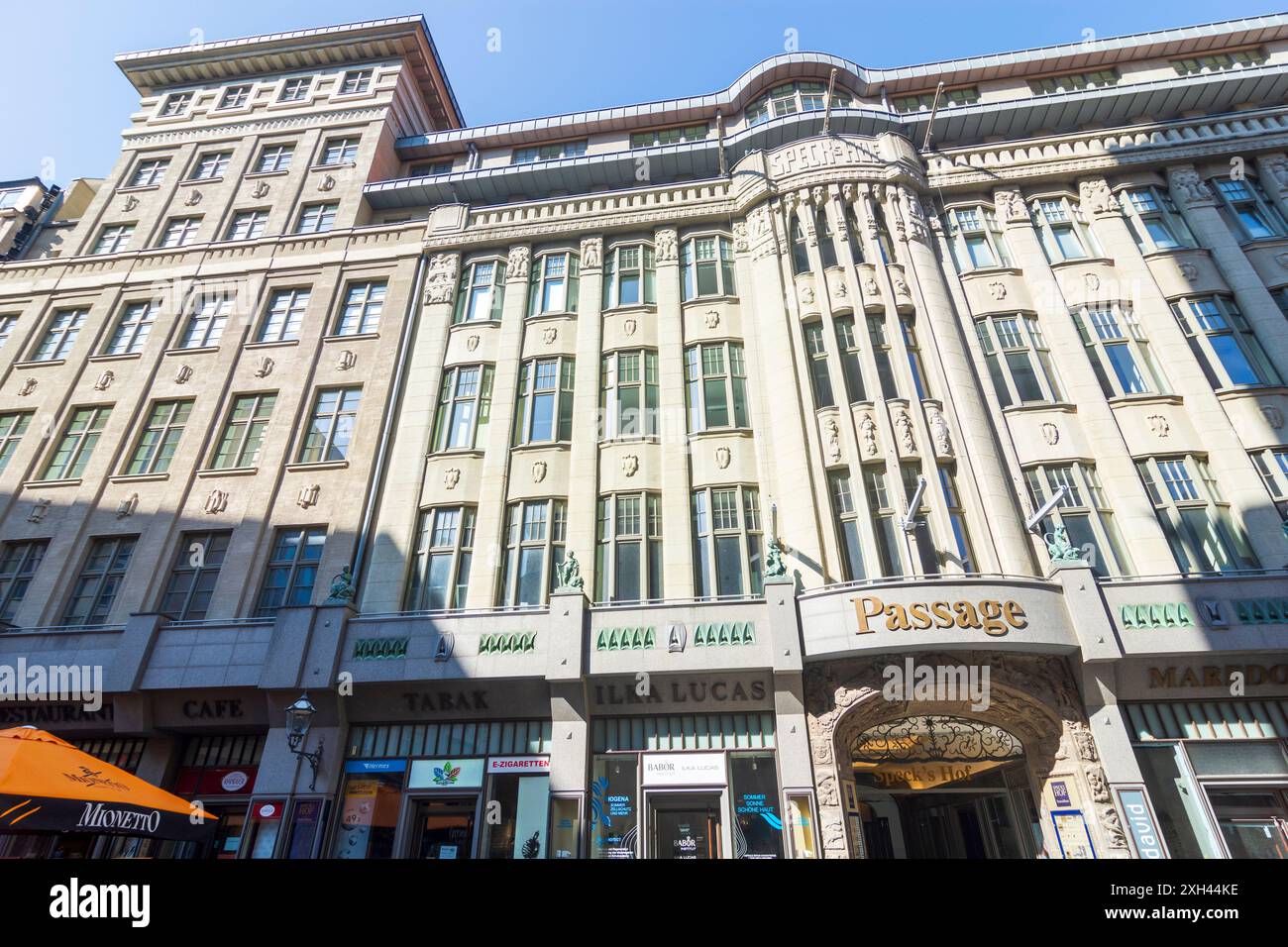 Leipzig house hi-res stock photography and images - Alamy