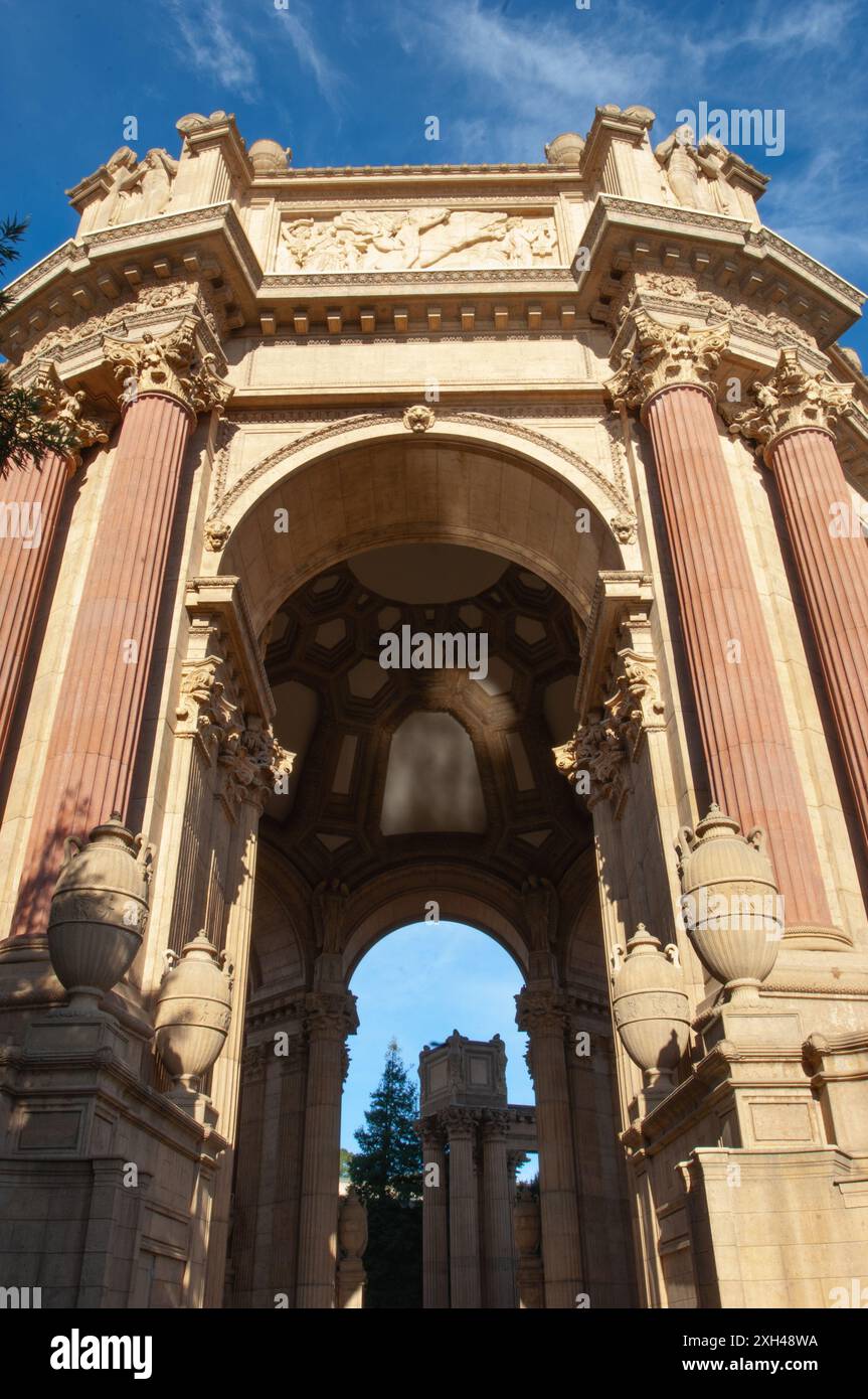 Roman-inspired architecture adorns the Palace of Fine Arts in San ...