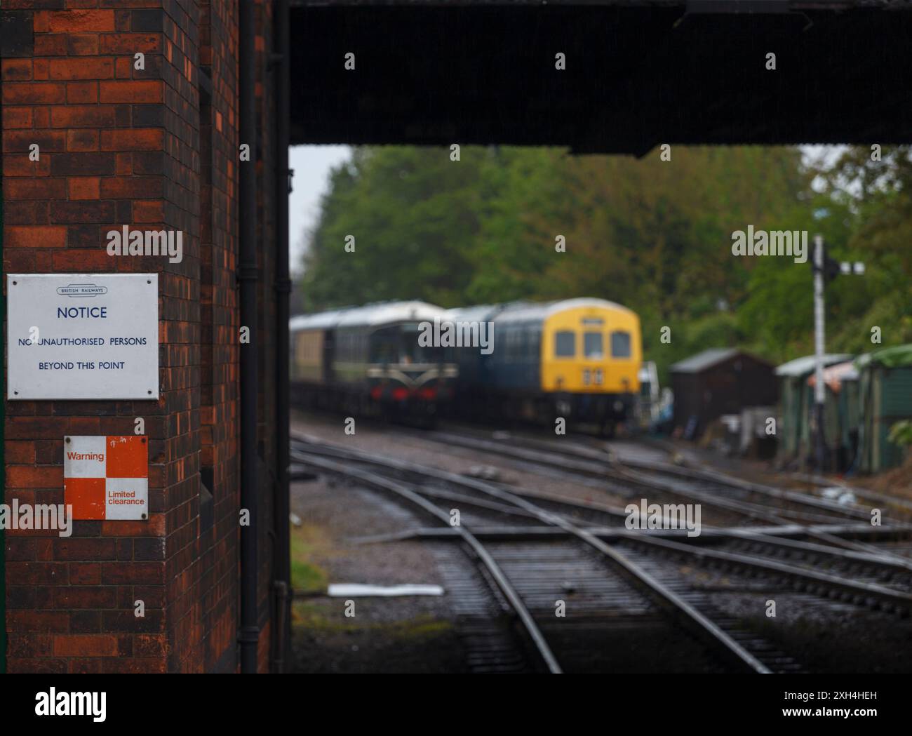 Preserved diesel multiple unit at Loughborough (Great Central Railway ...