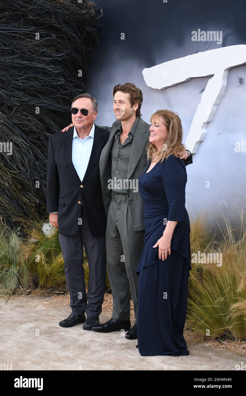 Los Angeles, California, USA 11th July 2024 Glen Powell Sr. son Actor ...