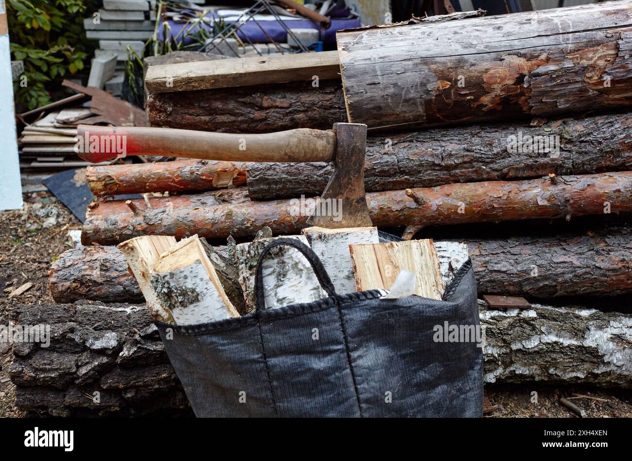 Ax in stump axe hi-res stock photography and images - Alamy