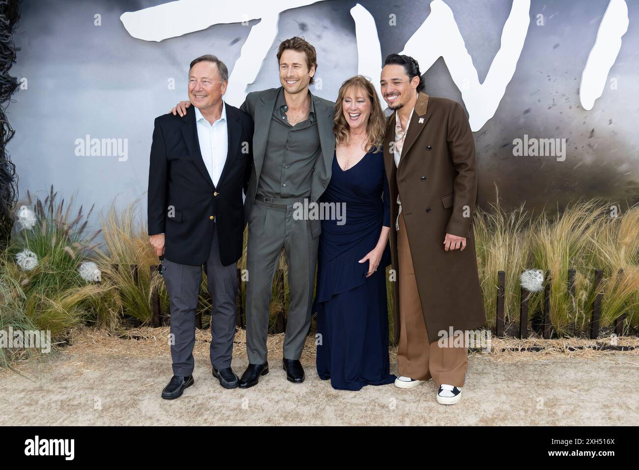 Los Angeles, USA. 11th July, 2024. Glen Powell Sr., Glen Powell, Cyndy ...
