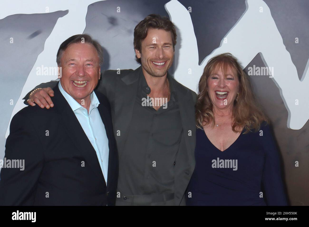 Los Angeles, CA, 11/07/2024, Glen Powell Sr., Glen Powell, Cyndy Powell 07/11/2024 The Premiere ...