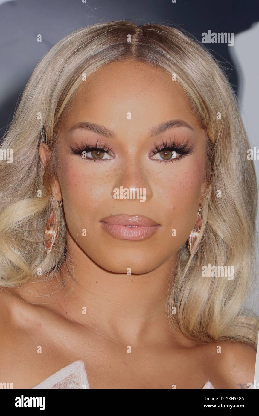 Tanner Adell 07/11/2024 The Premiere of “Twisters” held at the Regency ...