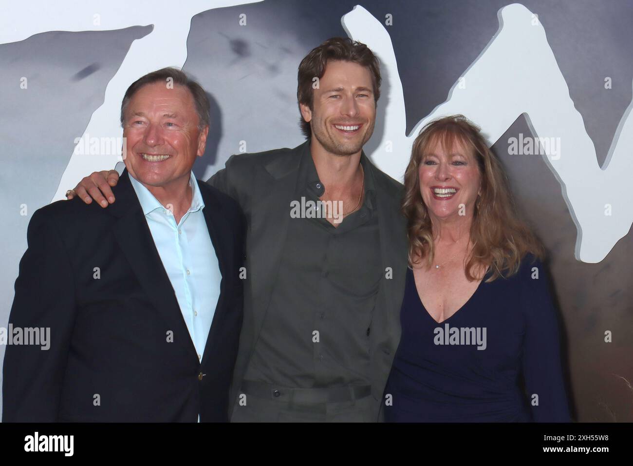 Glen Powell Sr., Glen Powell, Cyndy Powell 07/11/2024 The Premiere of ...