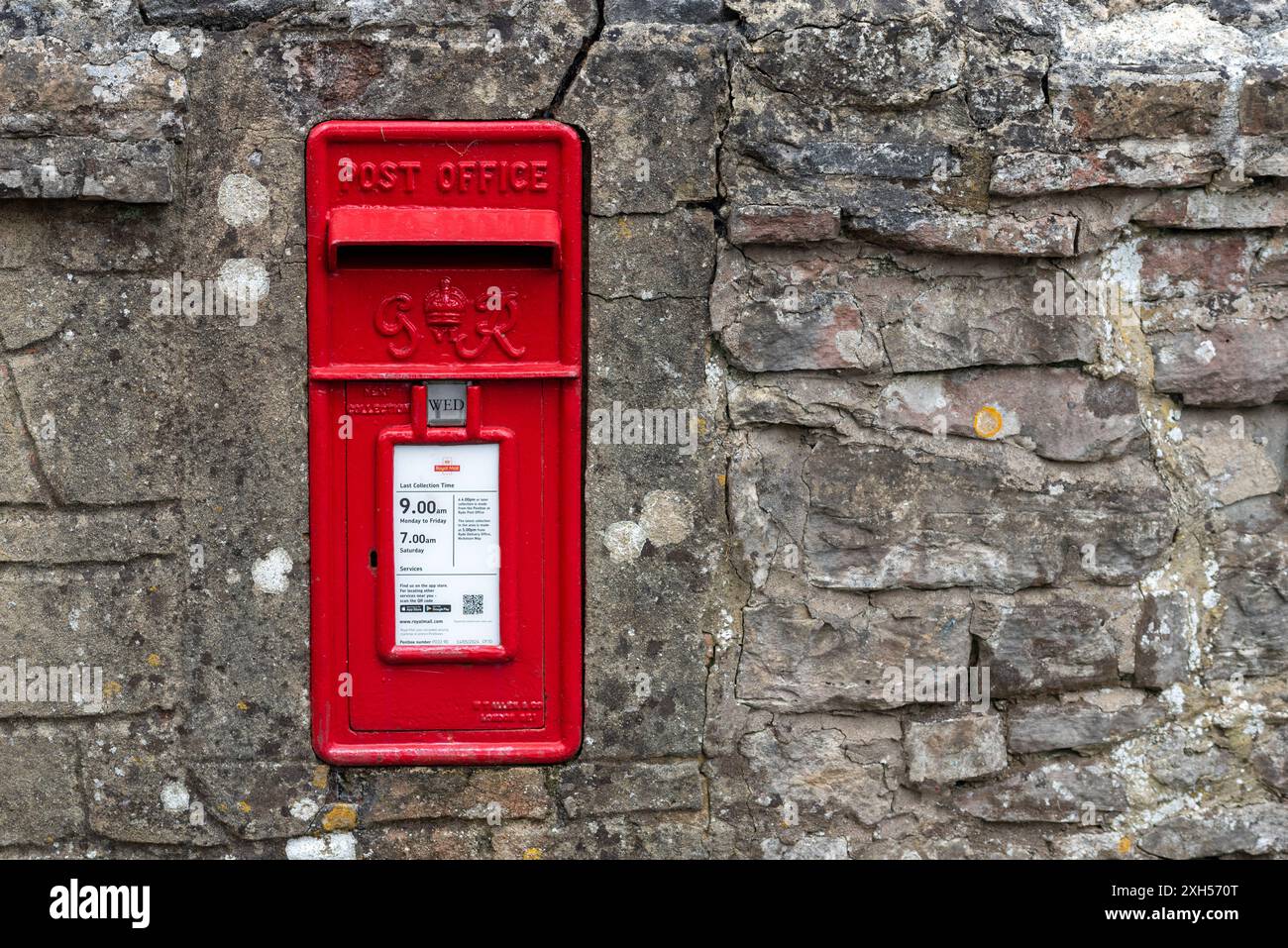 Traditional British post box, small size for village communities. This ...