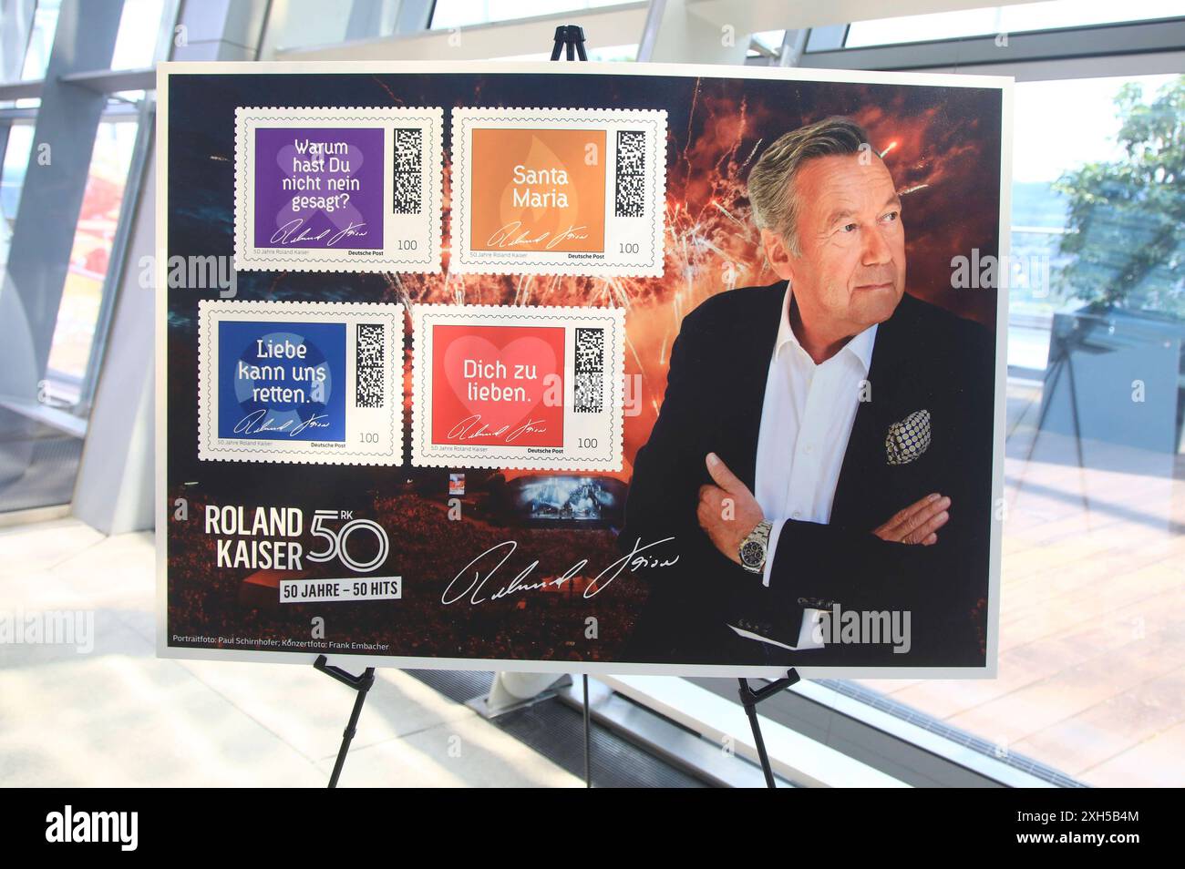 Präsentation der Roland Kaiser-Briefmarken anlässlich Kaisers 50 ...
