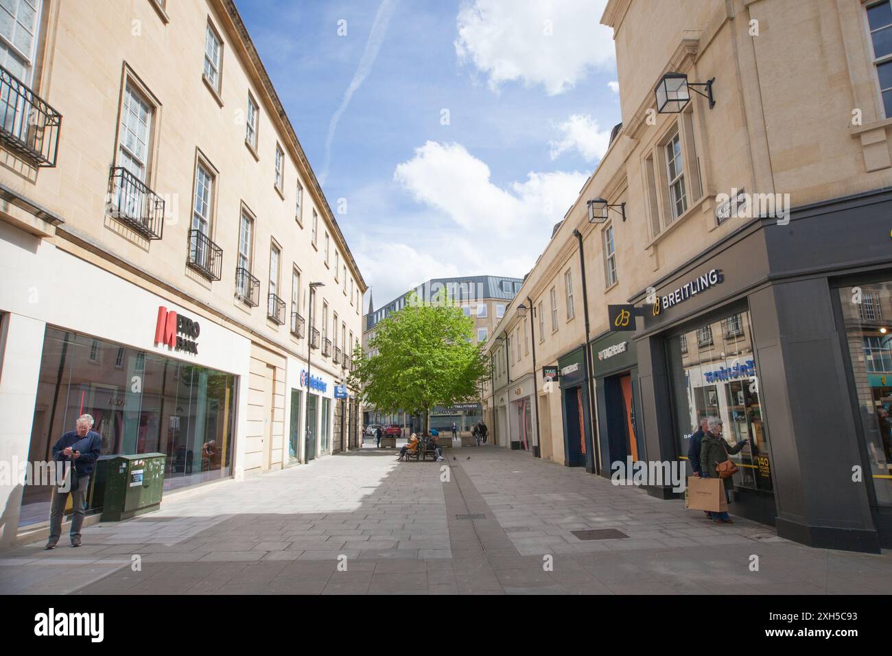 People shopping in Southgate in Bath, Somerset in the United Kingdom ...